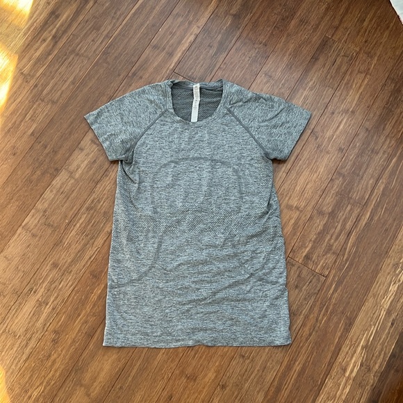 lululemon athletica | Tops | Lululemon Short Sleeve Swiftly Tech Grey | Poshmark